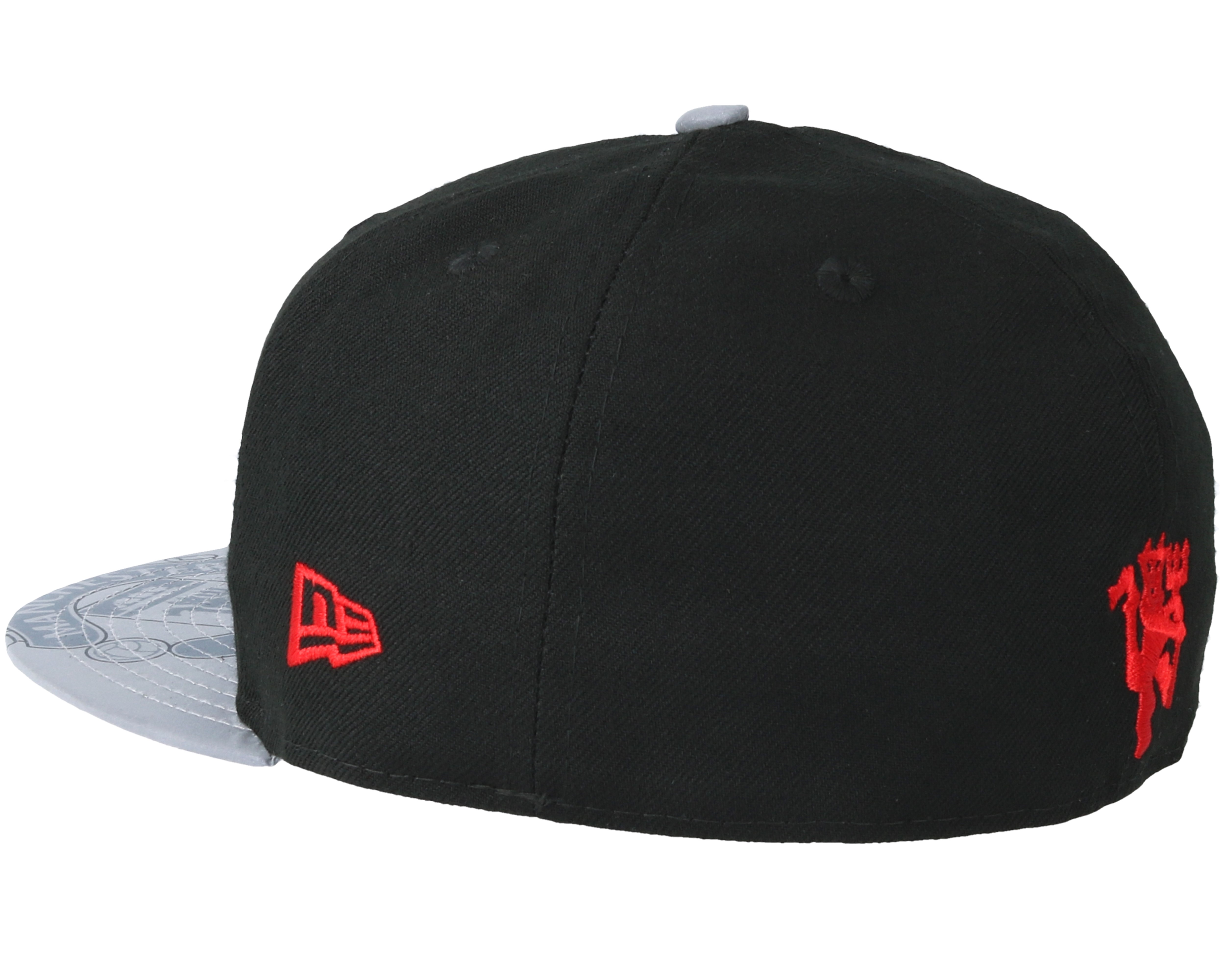 Manchester United Reflective Visor 59Fifty Black Fitted - New Era caps ...