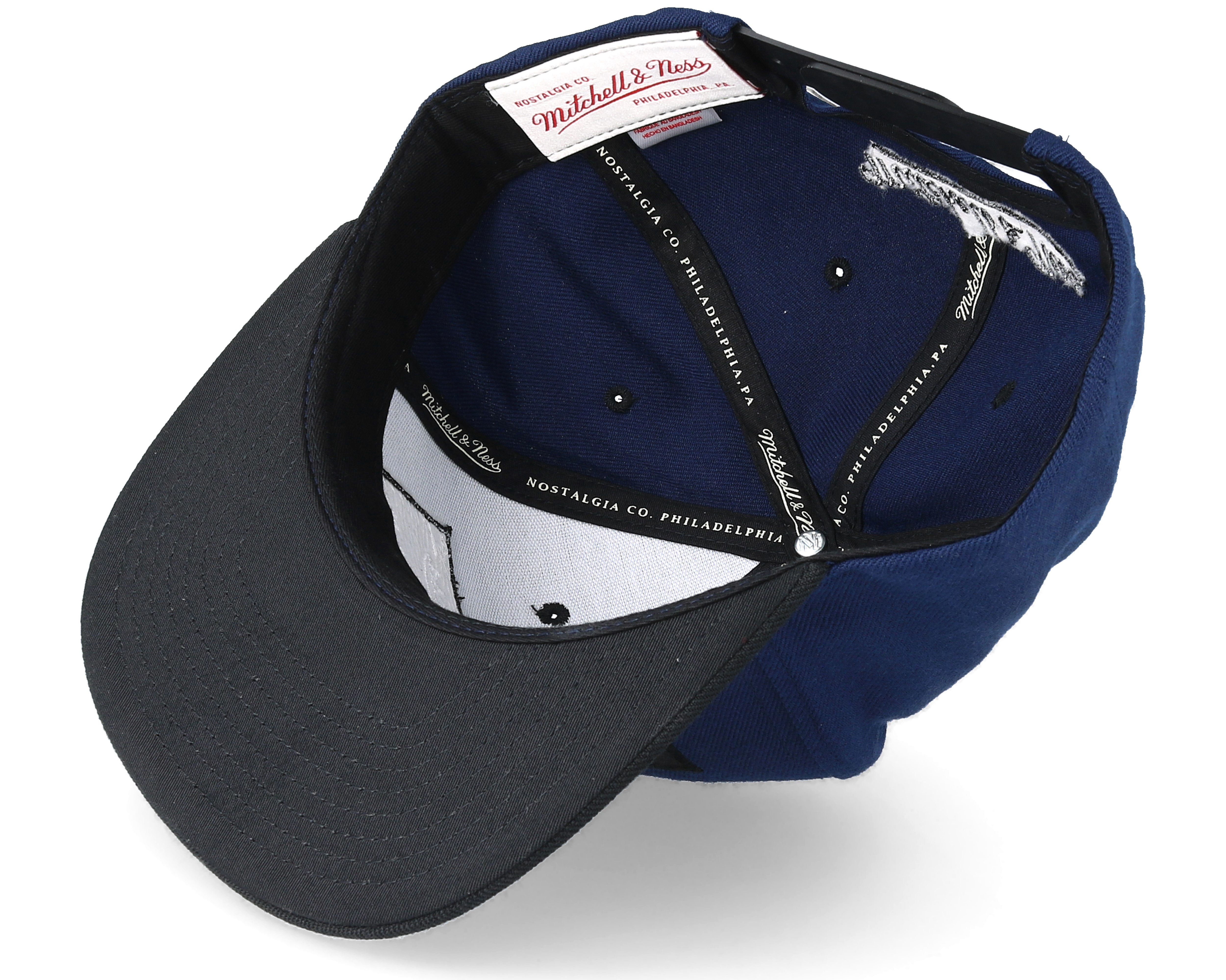 2 Tone Label Navy/Black Snapback - Mitchell & Ness caps - Hatstoreworld.com