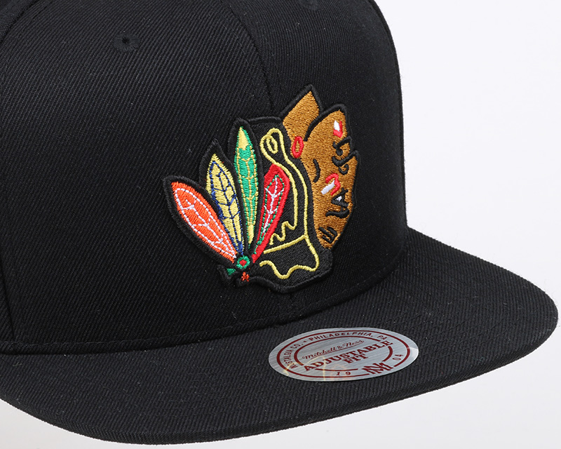 Chicago Blackhawks Upside Down Logo Snapback - Mitchell & Ness caps ...